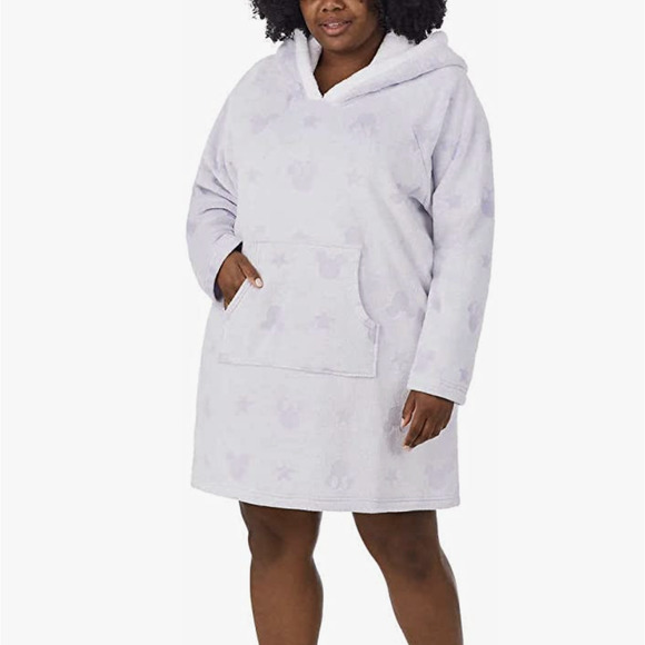 Disney | Intimates & Sleepwear | Disney Minnie Mouse Super Soft Cozy ...